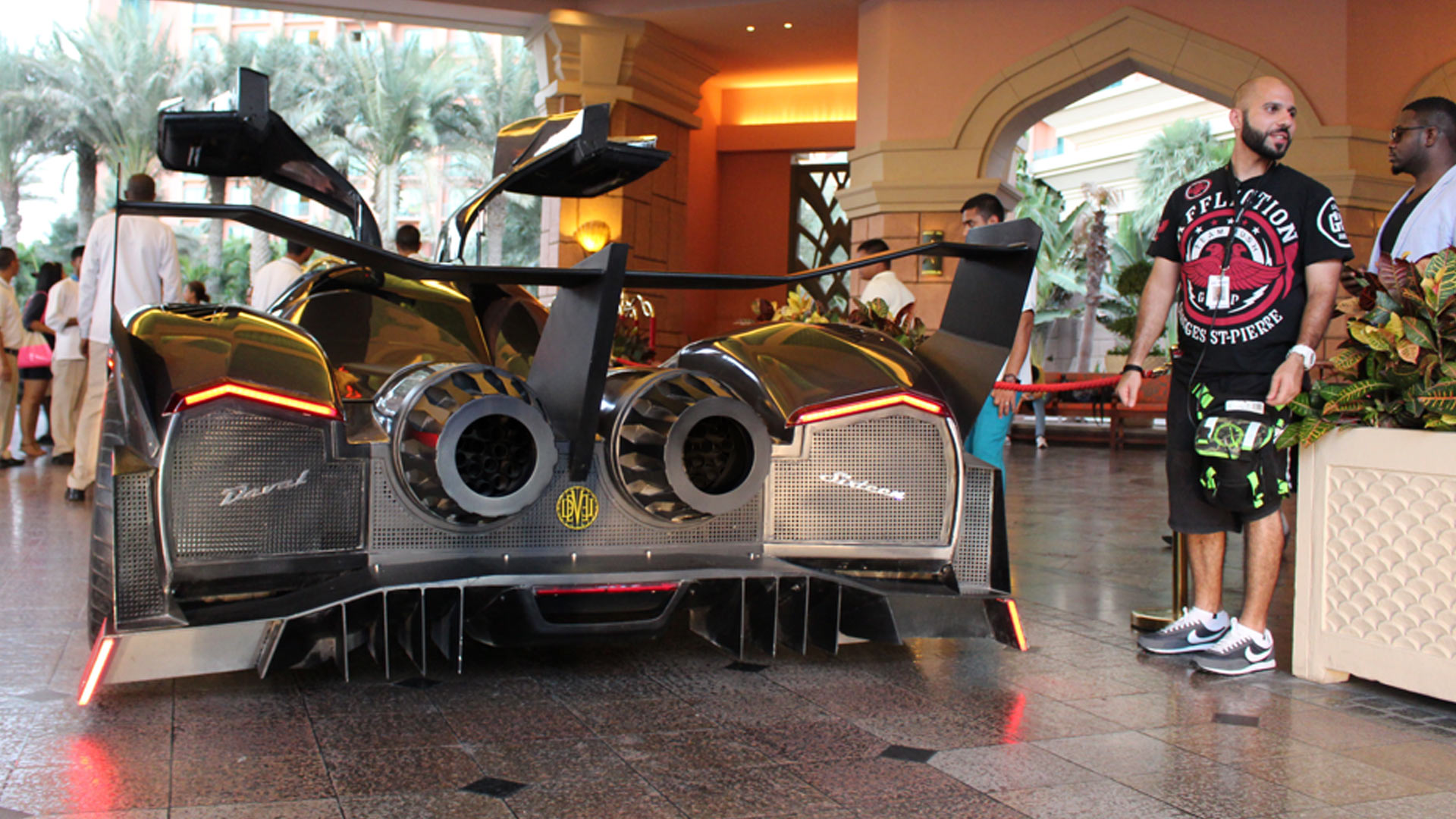 The Devel Sixteen - Beyond 300mph... - MAT Foundry